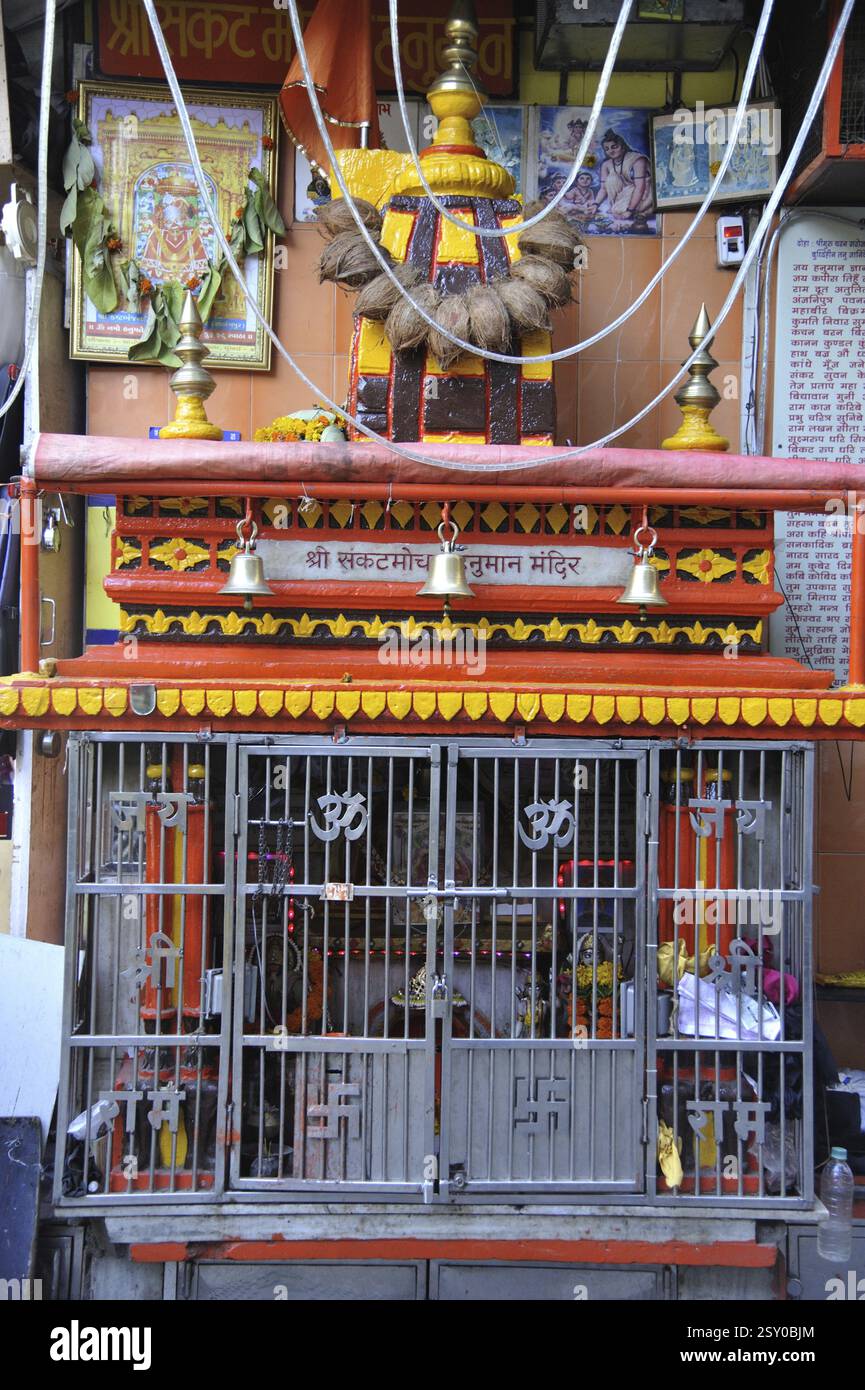 Sankat Mochan Hanuman Temple in Charni Road Mumbai Maharashtra India ...