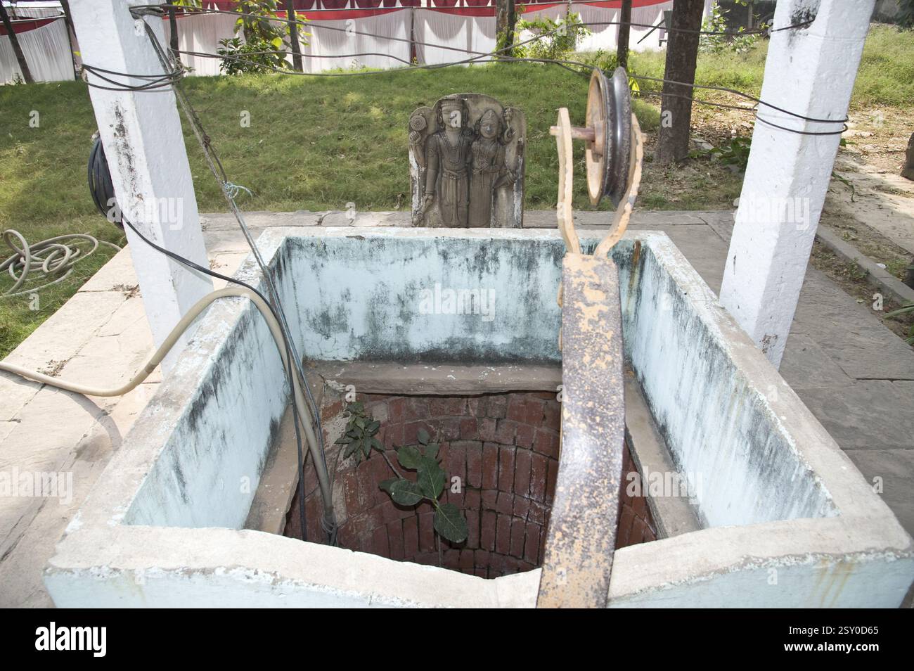Well in kabir chaura, varanasi, uttar pradesh, Asia, India, Asia Stock ...