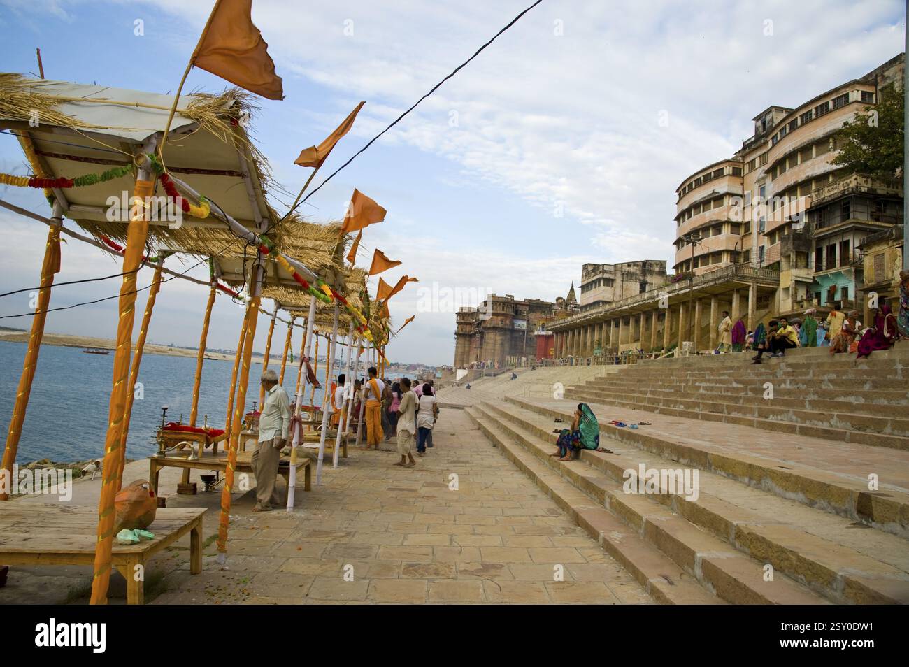 Ram ghat varanasi uttar pradesh hi-res stock photography and images - Alamy