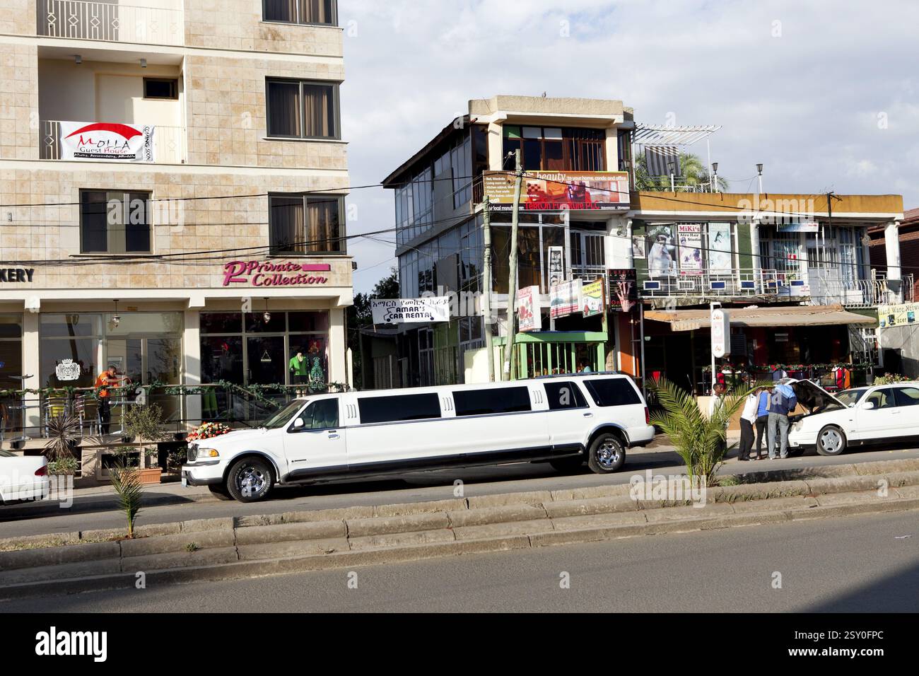 Wedding limousine, addis ababa, ethiopia Stock Photo - Alamy