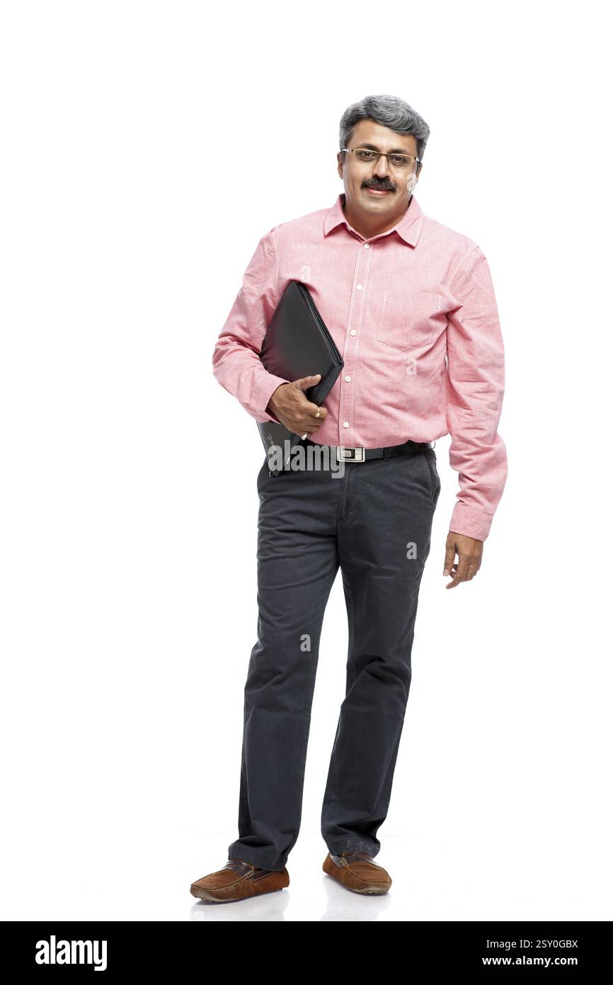 Senior man holding military hi-res stock photography and images - Alamy