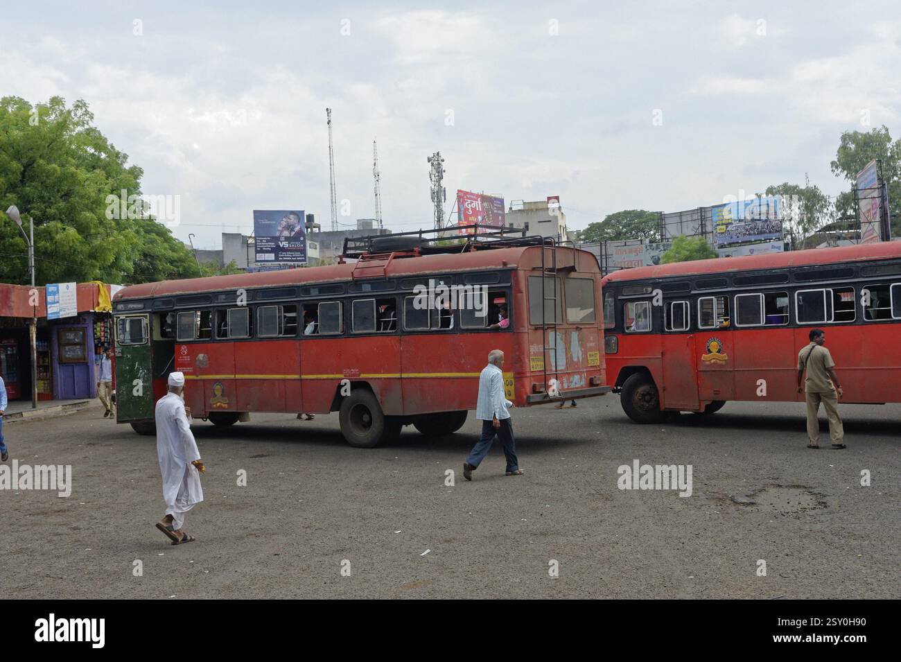 Jaysingpur bus stand, kolhapur, Maharashtra, India, Asia Stock Photo ...