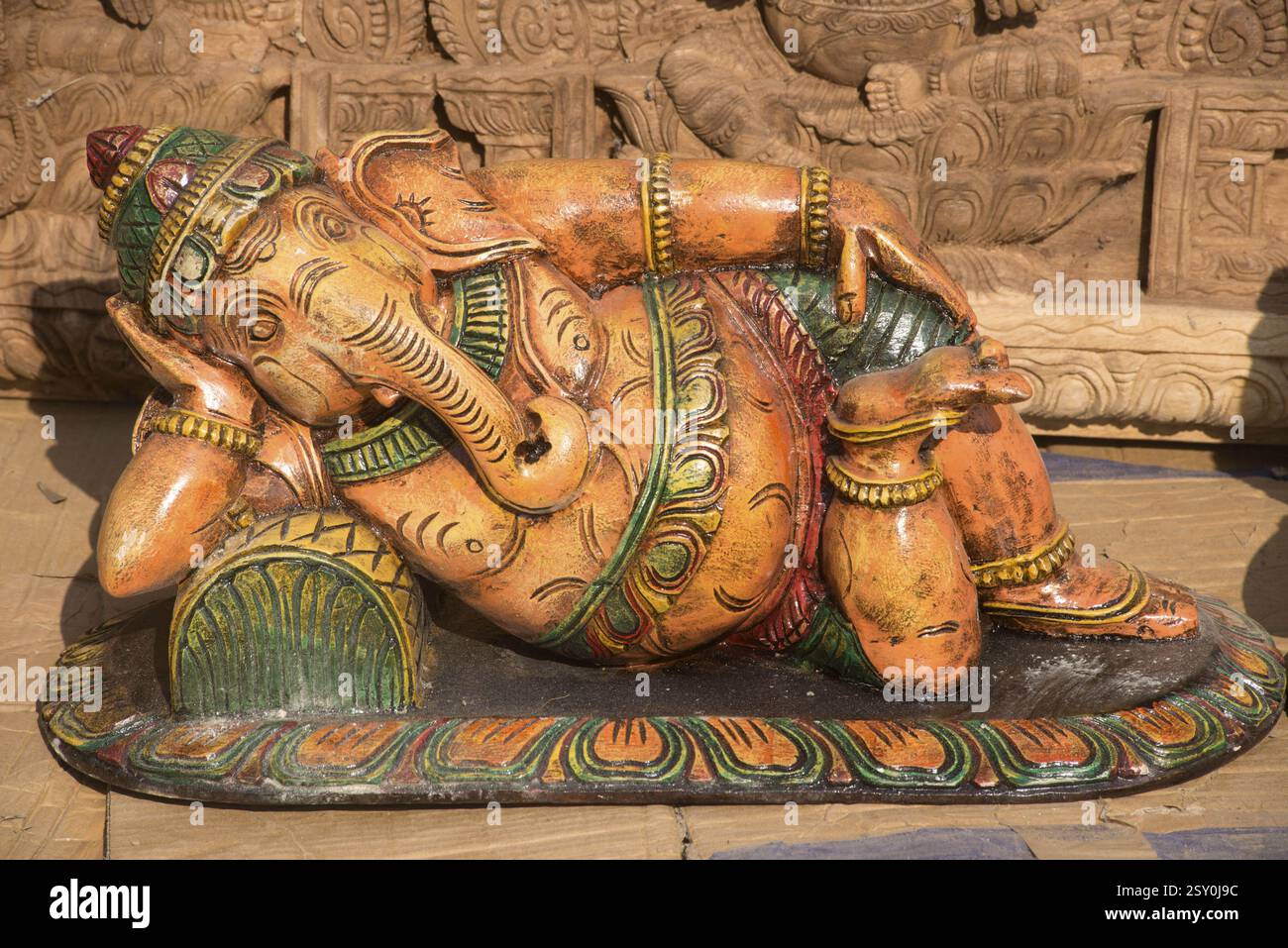 Idol of lord ganesh sleeping pose statue, surajkund mela, faridabad ...