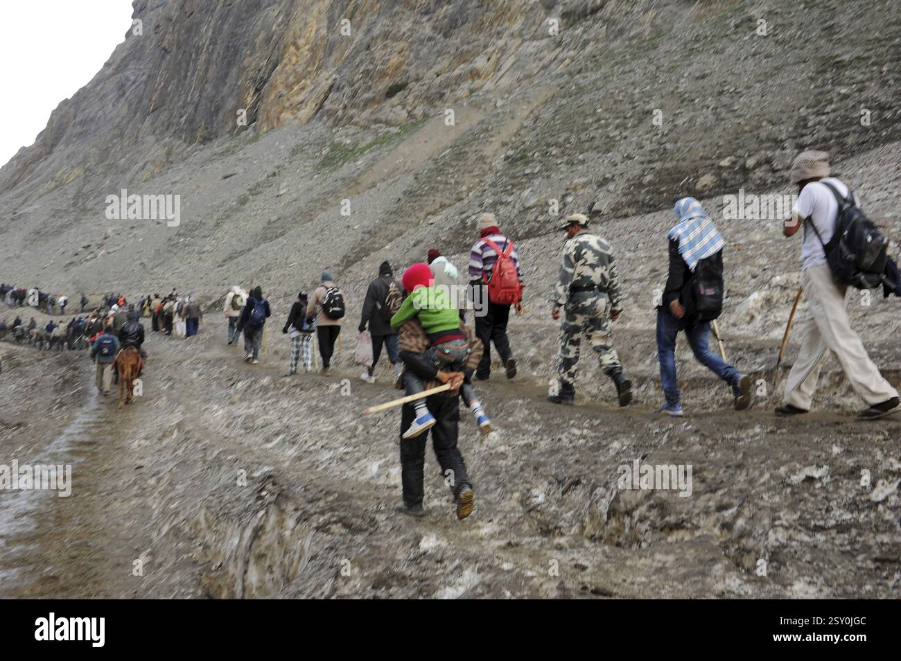 Pilgrim sangam to holy cave, amarnath yatra, Jammu Kashmir, India, Asia Stock Photo - Alamy