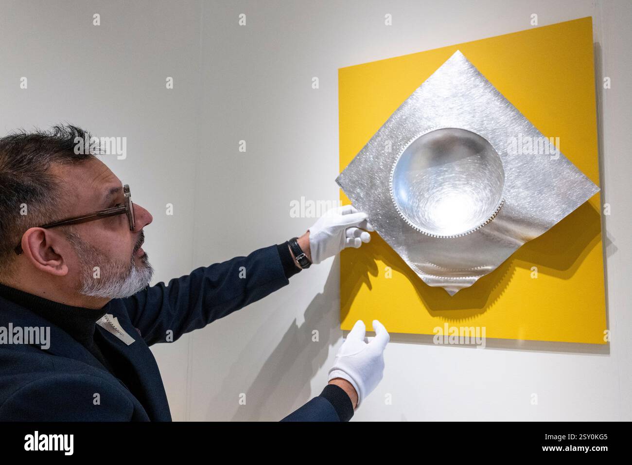 London, UK. 26 February 2025. ‘Unzipped Wall/ Table Sculpture’, silver ...