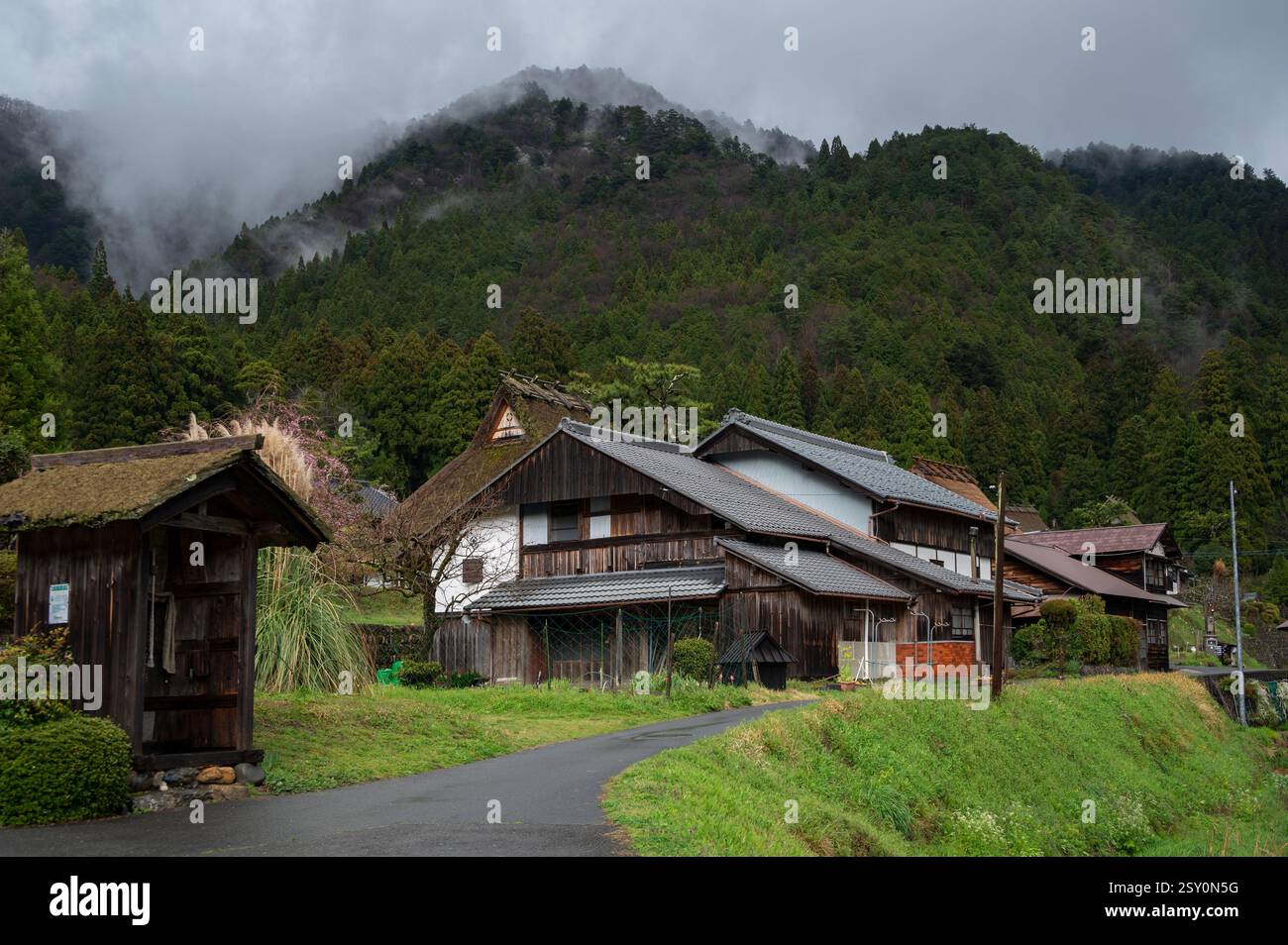 Traditional Japanese houses at Miyama, a rural village in the north of ...