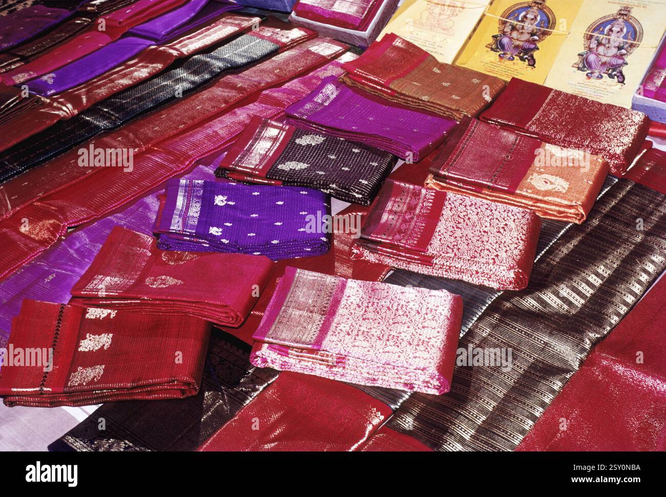 Expensive silks hi-res stock photography and images - Alamy
