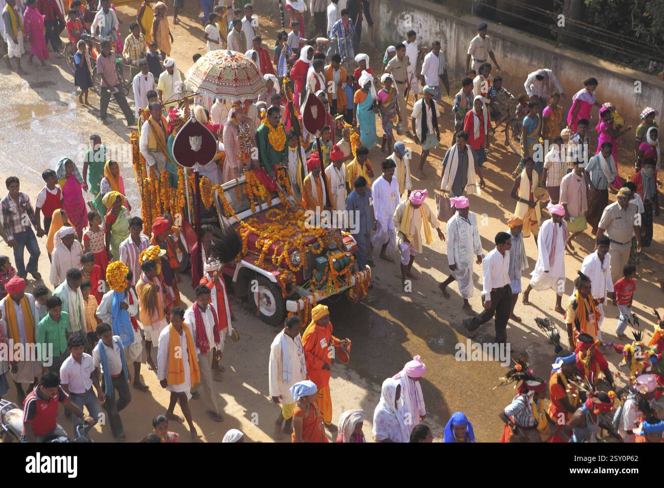 King royal outfit leading dussehra procession, jagdalpur, chhattisgarh ...