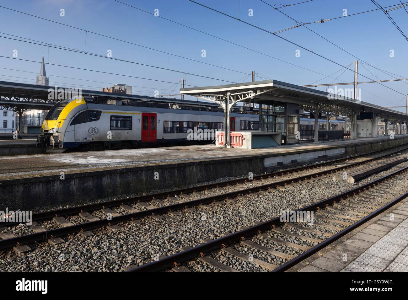 AALST, BELGIUM, 14 FEBRUARY 2025: View of Aalst railway station and ...