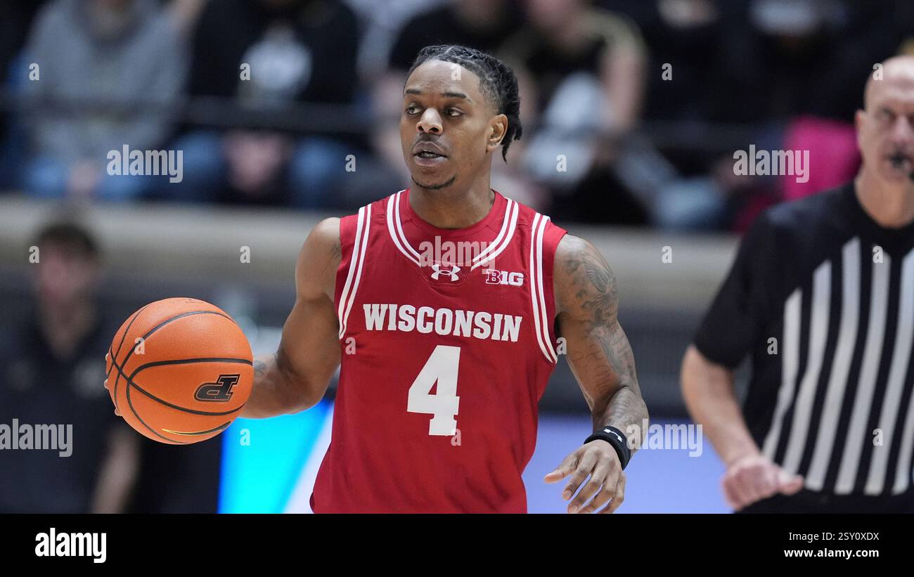 Wisconsin guard Kamari McGee (4) plays against Purdue during the first ...
