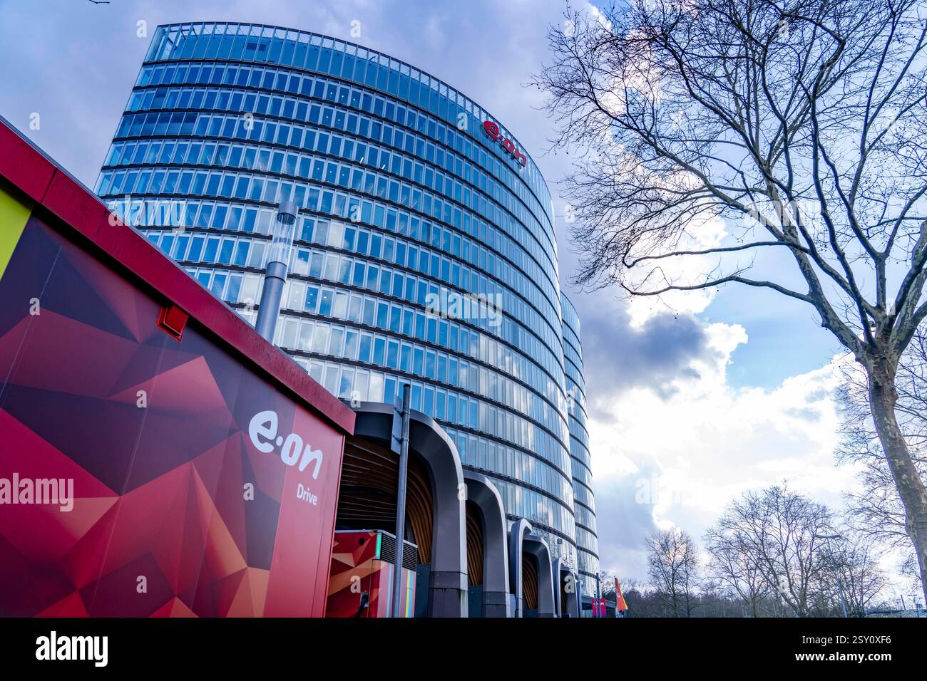 E.ON Hauptsitz, Konzernzentrale in Essen-Rüttenscheid, NRW, Deutschland ...