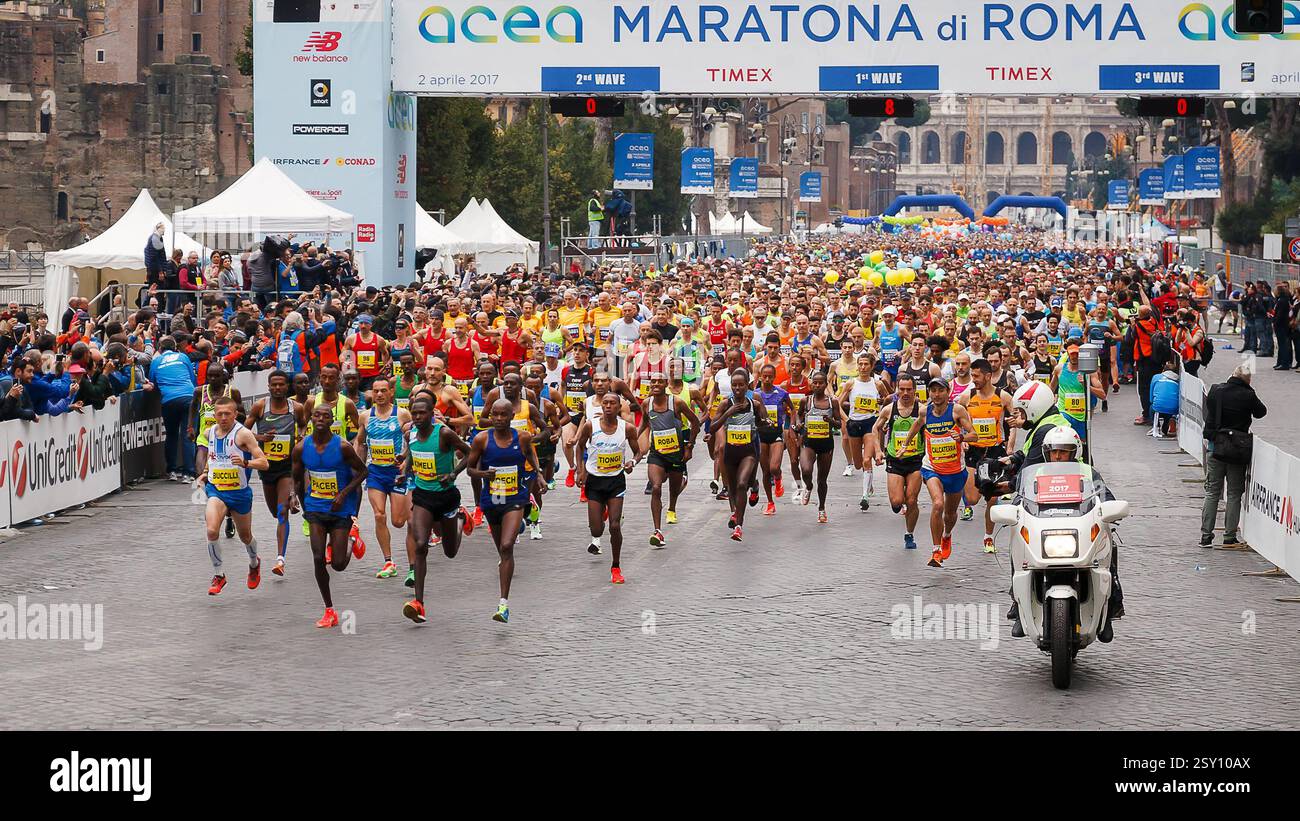 The departure of the marathon athletes Rome, Italy - April 2, 2017: the ...
