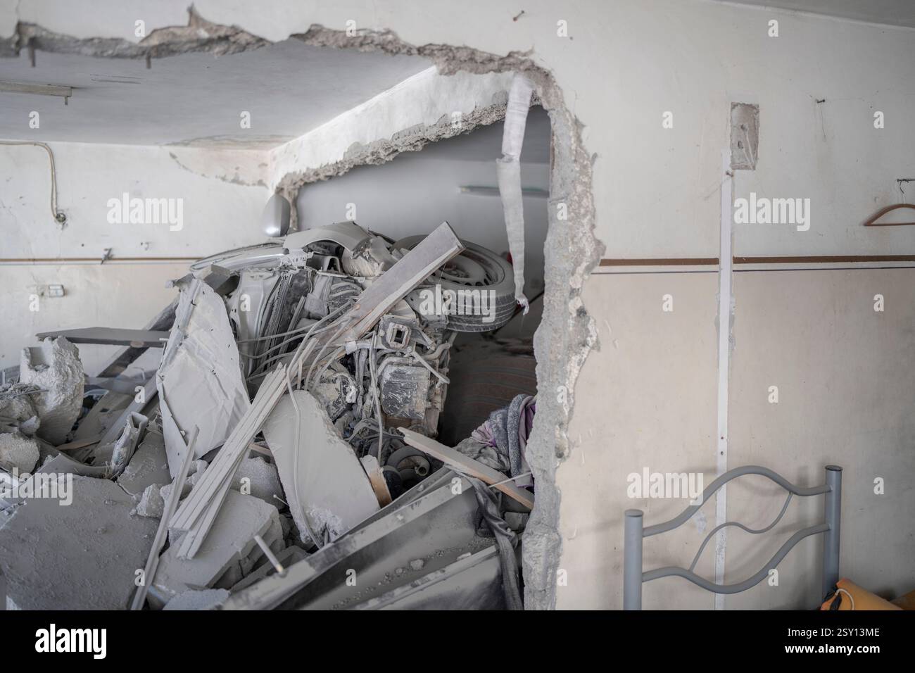 Jenin, Palestinian Territories. 26th Feb, 2025. A view of destroyed ...