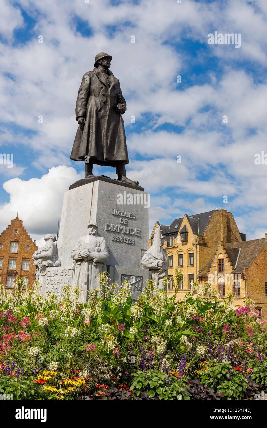 Statue of General Jacques de Dixmude, Diksmuide, West Flanders, Belgium ...