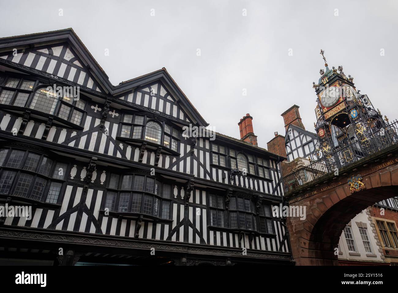 Timber framed buildings in Eastgate Street Chester Stock Photo - Alamy