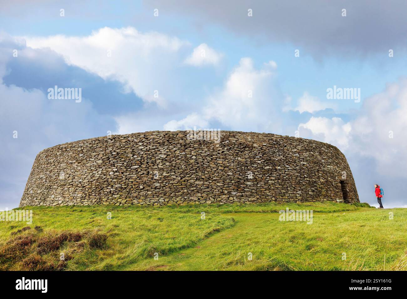 The Grianan of Aileach, Grianan Aligh, stone fort on Greenan Mountain ...