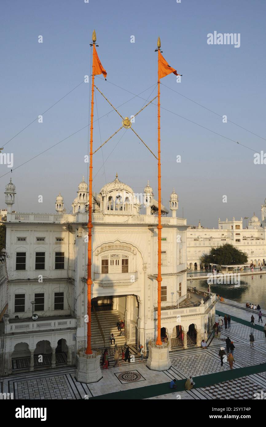 Nishan sahib harmandir sahib, amritsar, punjab, india, asia Stock Photo ...
