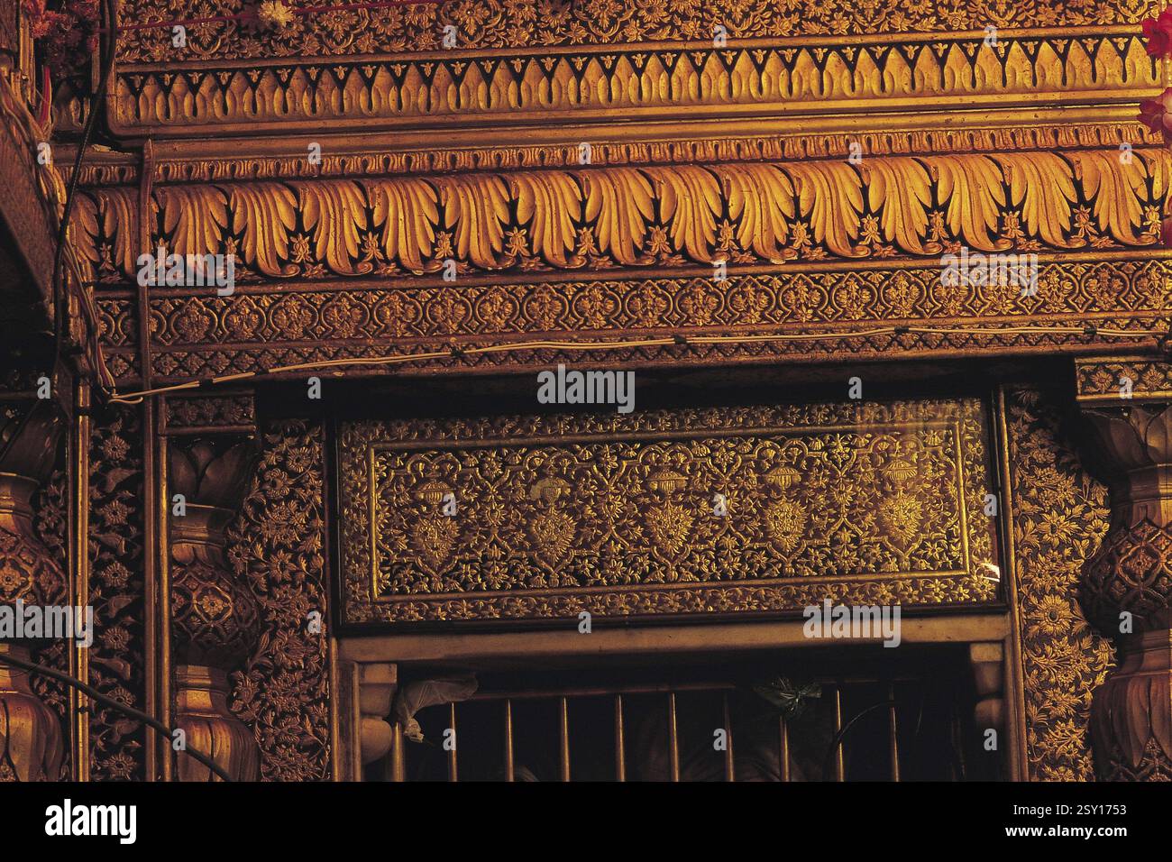 Gold plate embossed golden temple, amritsar, punjab, india, asia Stock ...