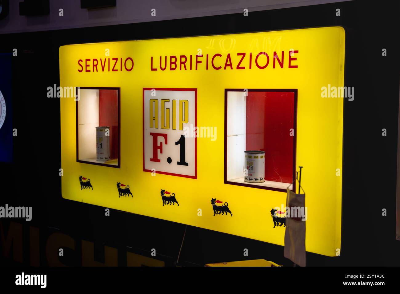Vintage lubricating oil station sign with bold colors and retro design ...