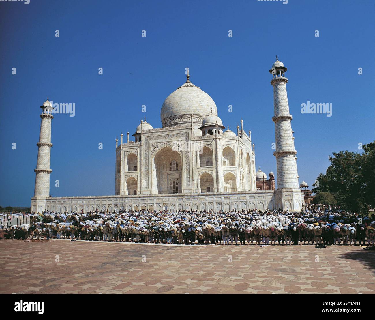 Taj mahal geometry hi-res stock photography and images - Alamy