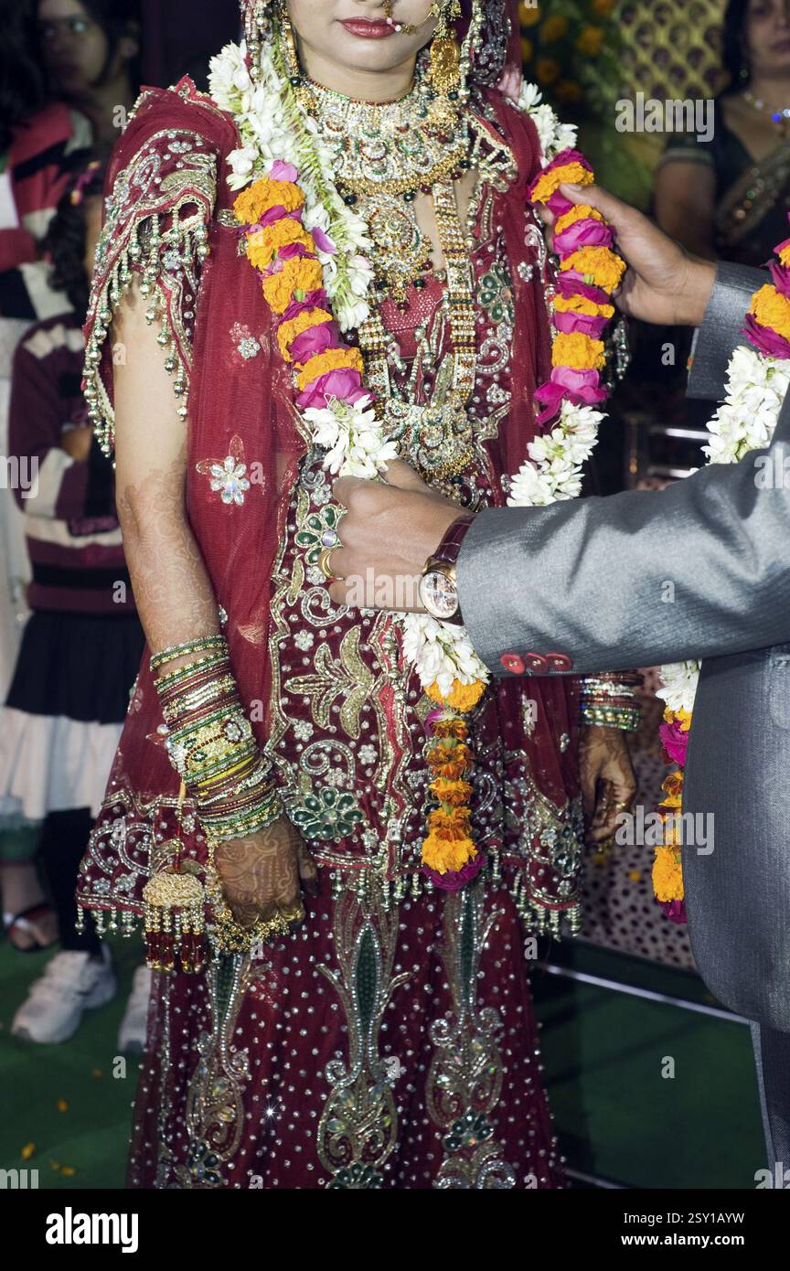 Hindu wedding Jay mala Uttar Pradesh India Asia Stock Photo - Alamy
