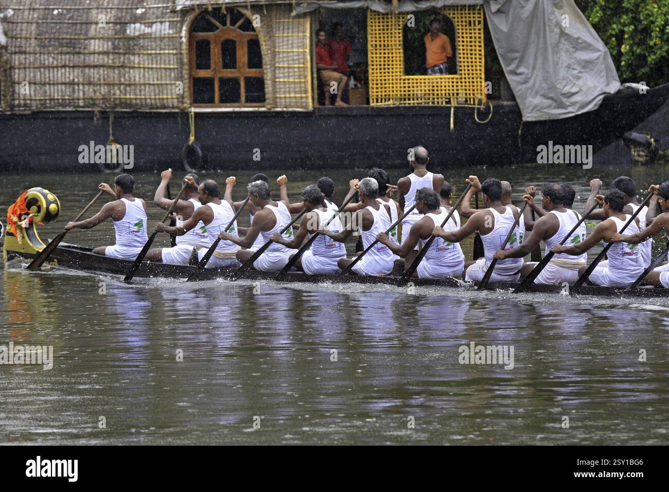 Snake boats Racing in Punnamada Lake at Alleppey Kerala India Stock ...