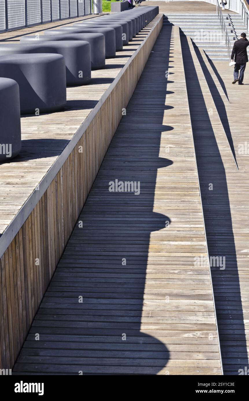 Architectural pier side, manhattan, new york, usa Stock Photo - Alamy