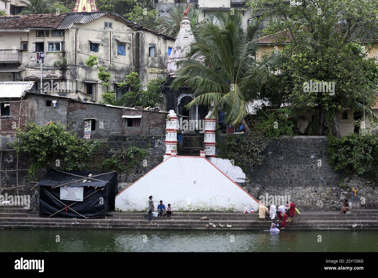 Banganga Tank Walkeshwar temple Mumbai Maharashtra India Asia Aug 2012 ...