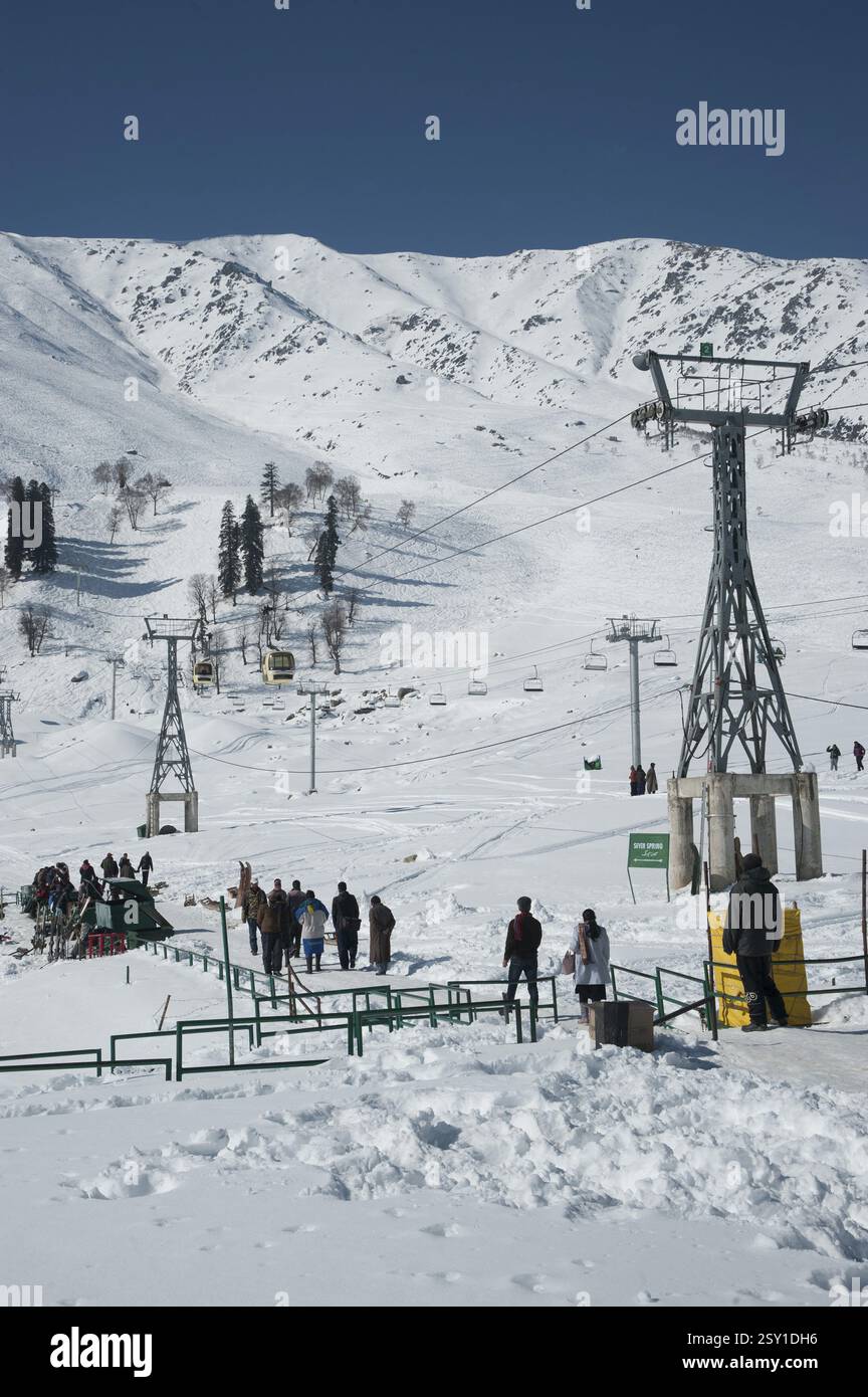 Gondola cable car, gulmarg, kashmir, india, asia Stock Photo - Alamy