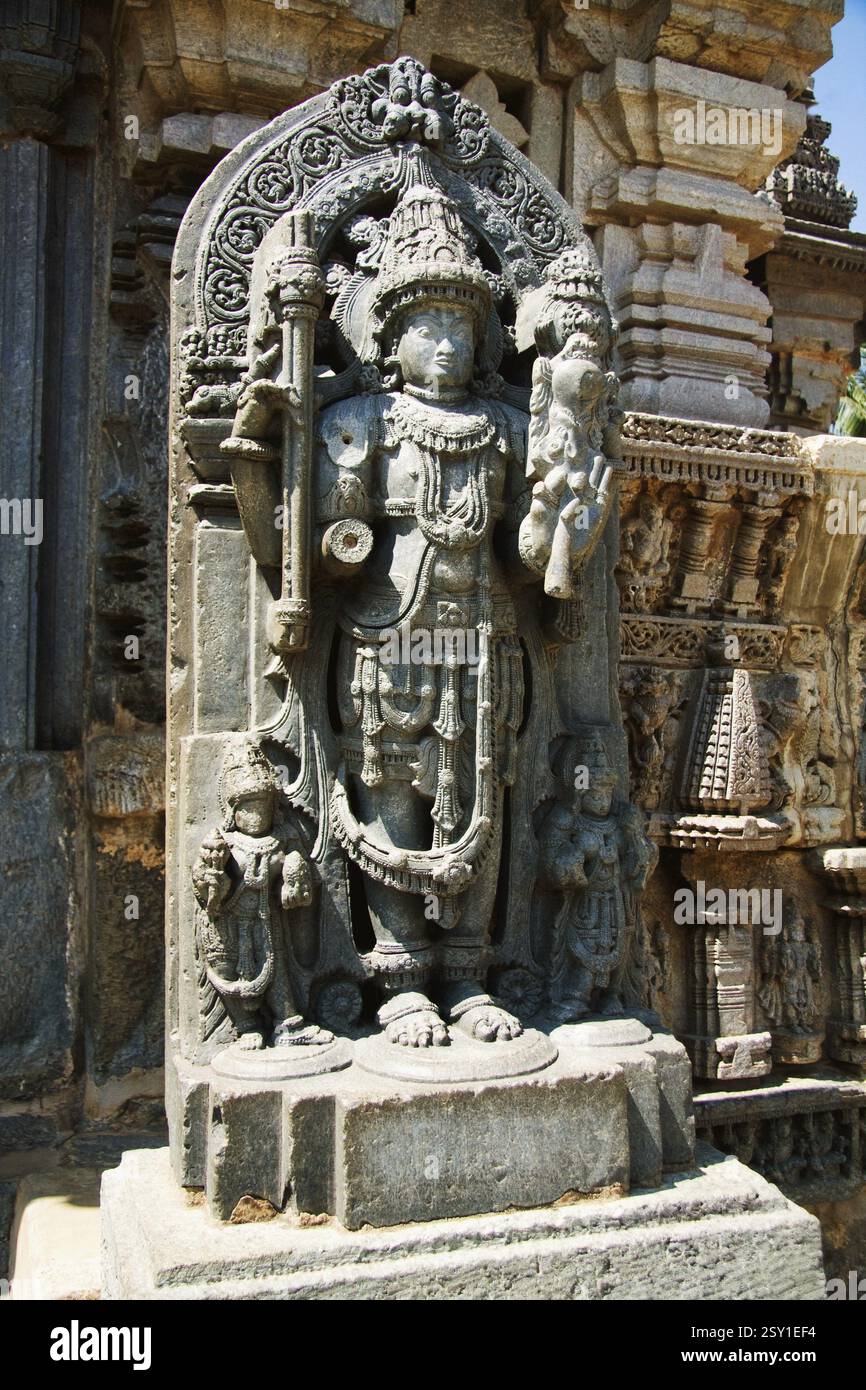 Statues in keshava temple complex, Somnathpur, Mysore, Karnataka, India ...