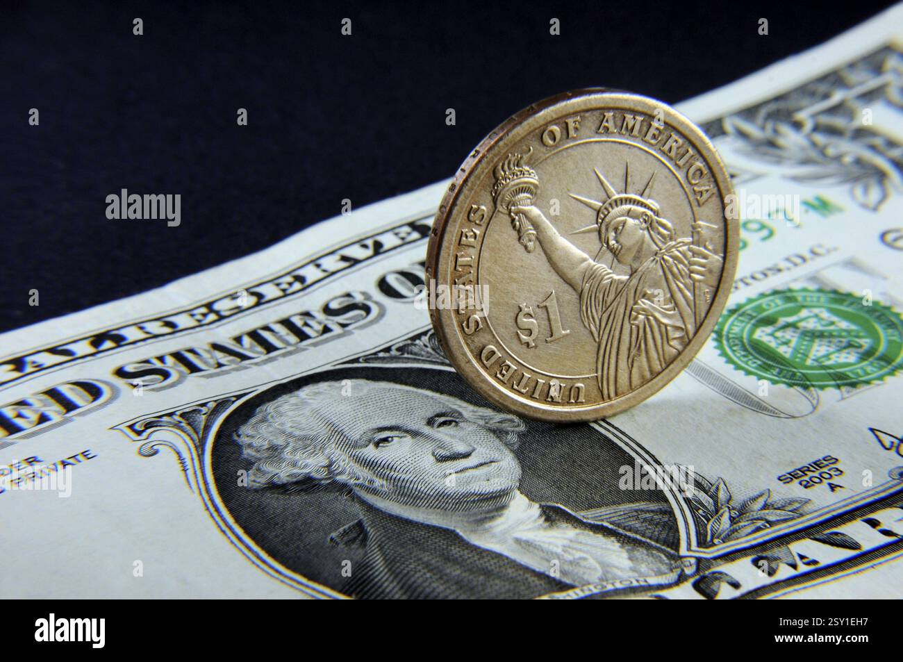 American dollar note hi-res stock photography and images - Alamy