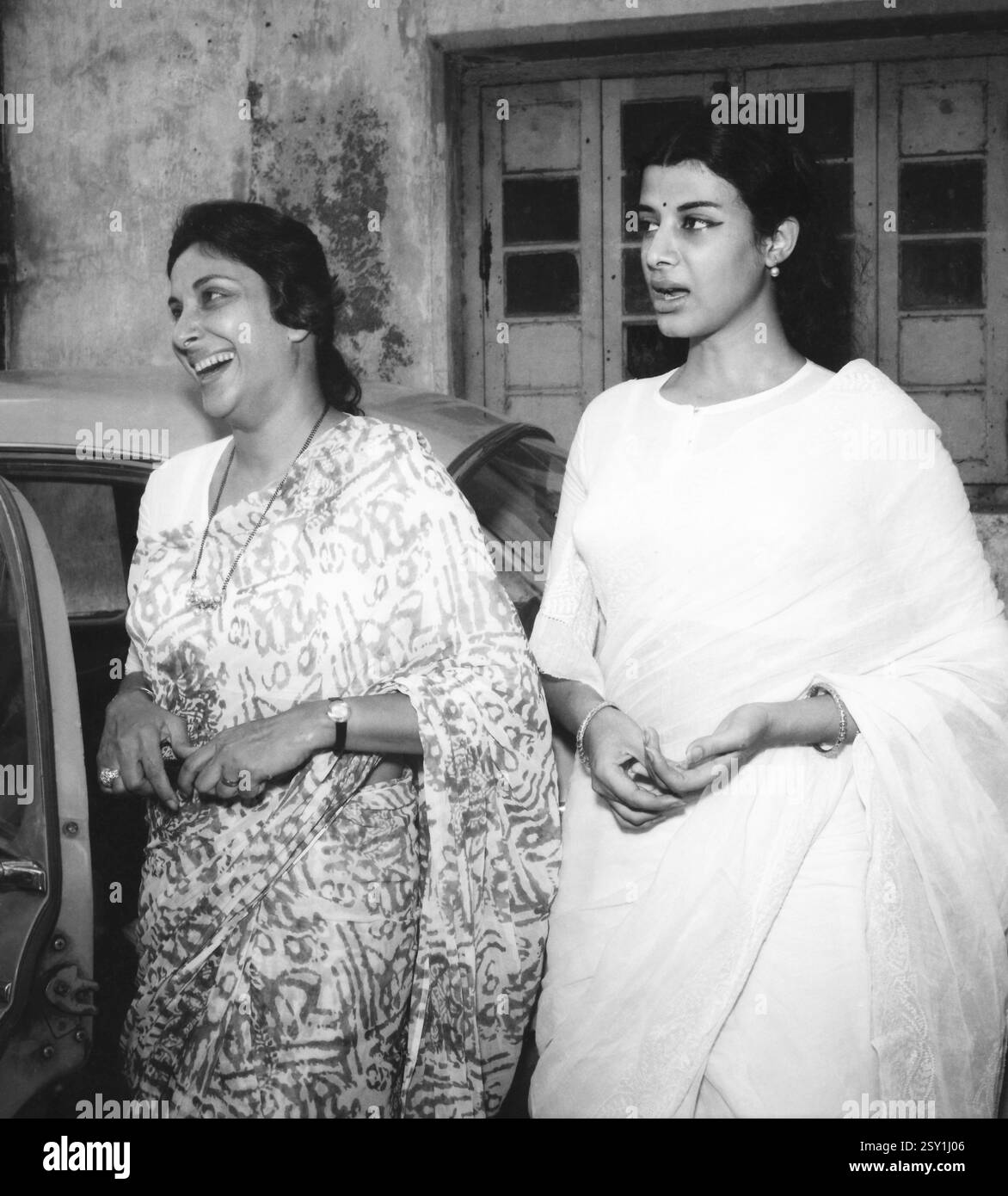 Nargis dutt hi-res stock photography and images - Alamy