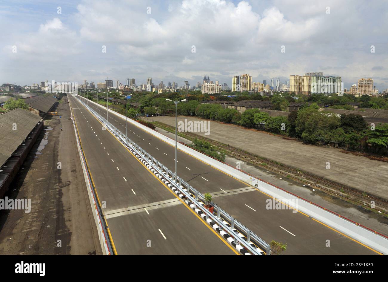 Aerial birds eye flyover long hi-res stock photography and images - Alamy