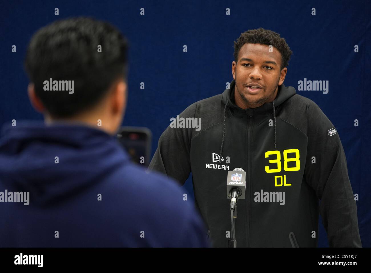 Kentucky defensive lineman Deone Walker speaks during a press ...