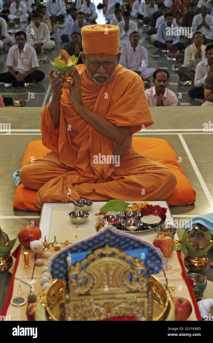 Mahapuja for murti pratishtha, dhule, maharashtra, india, asia Stock ...