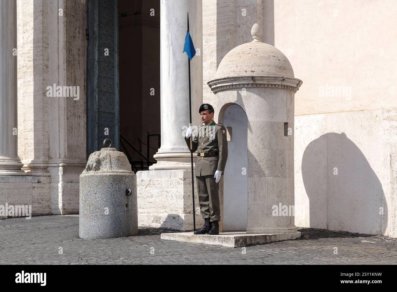 Soldier on guard in the sentry box Rome, Italy - May 19, 2016: Piazza ...