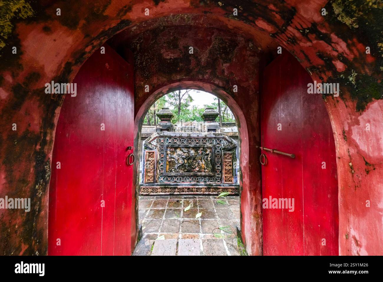 Red-painted entrance gate to the Boi Tomb, part of the tomb of Emperor ...