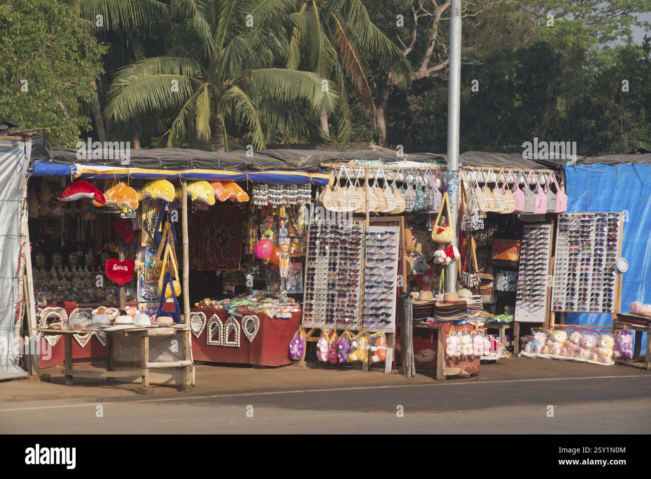 Indian roadside store hi-res stock photography and images - Alamy