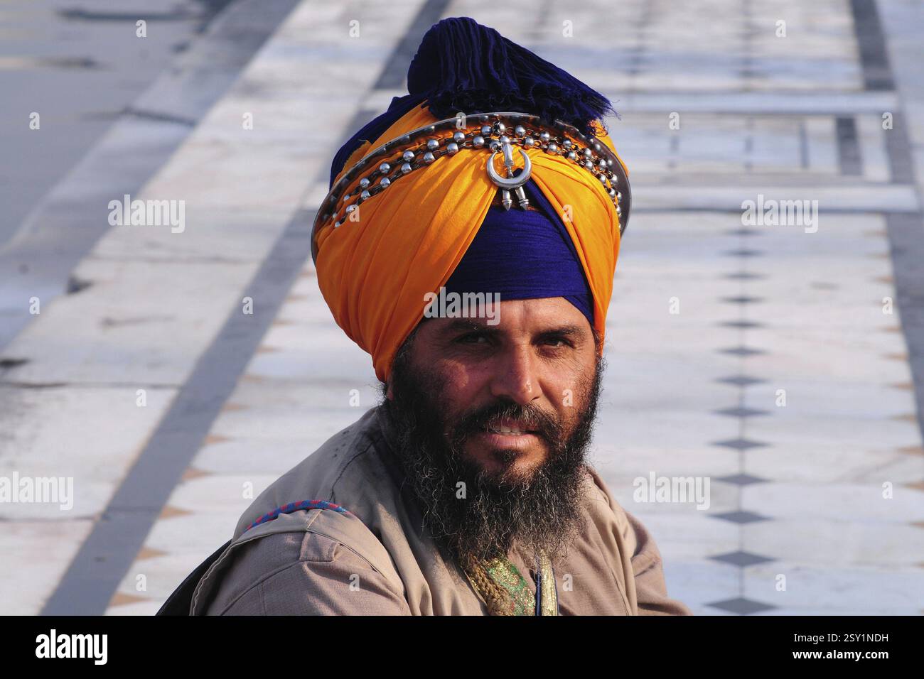 Nihang sikh, golden temple, amritsar, punjab, india, asia Stock Photo ...