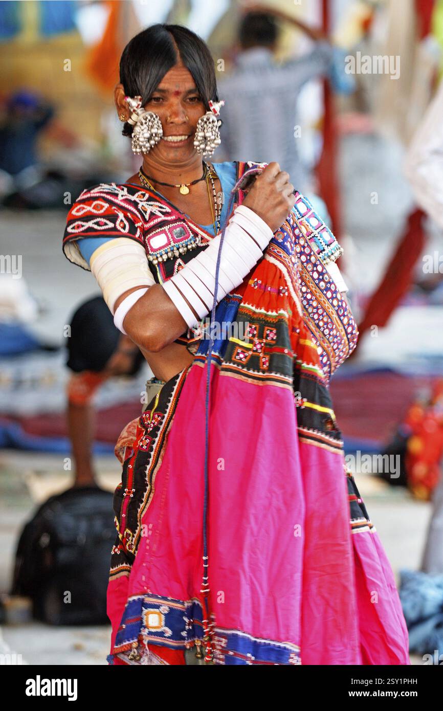Banjara gypsy nomad tribe woman, Nanded, Maharashtra, India NO MR Stock ...