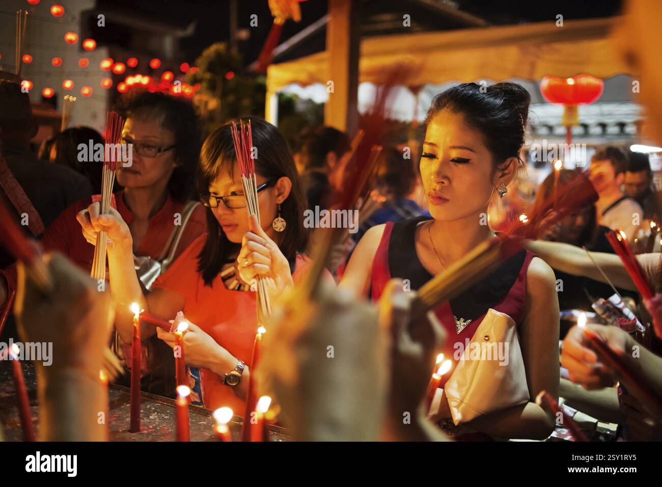 New year malaysia people hi-res stock photography and images - Alamy