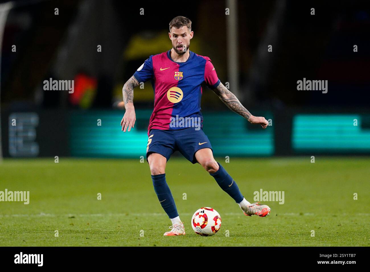 Inigo Martinez of FC Barcelona during the Copa del Rey match, Semi ...