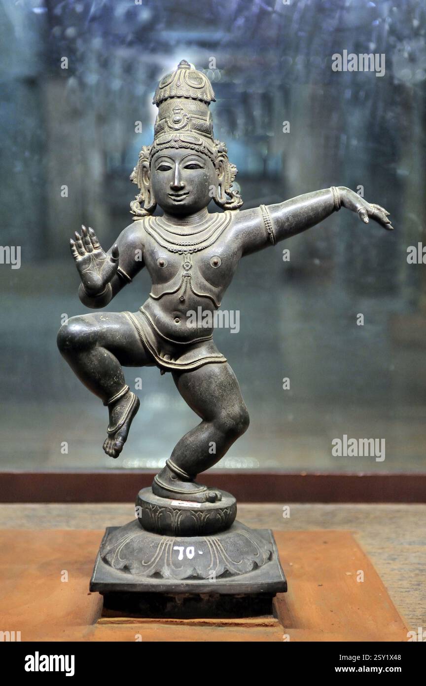 Bronze statue of Krishna chola dynasty in meenakshi temple madurai ...