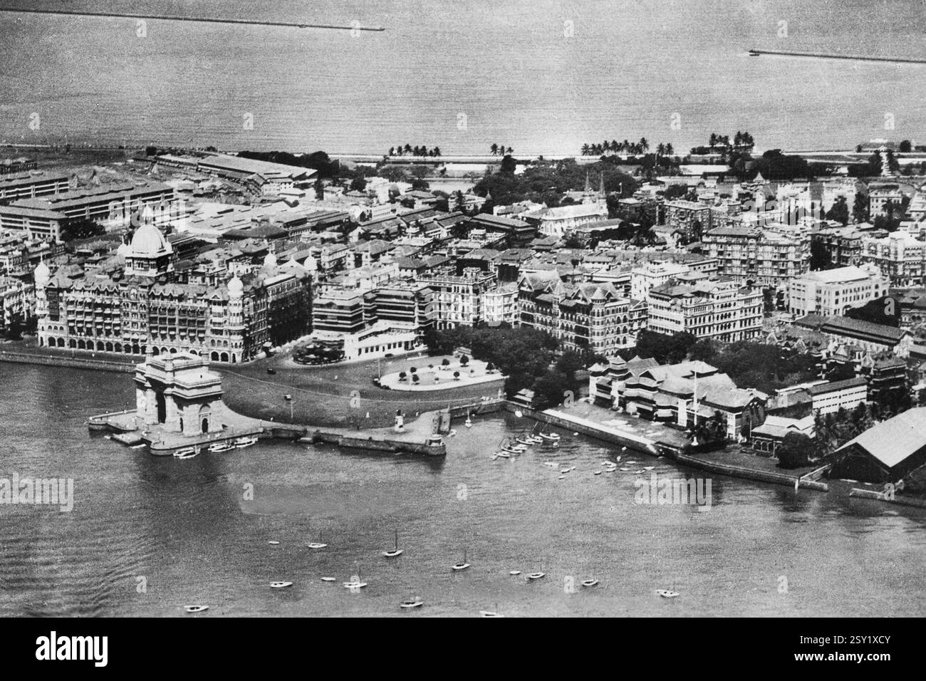Gateway of india aerial view, mumbai, maharashtra, india, asia Stock ...