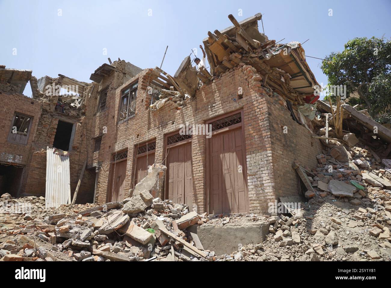 Residential building collapsed, nepal, asia Stock Photo - Alamy