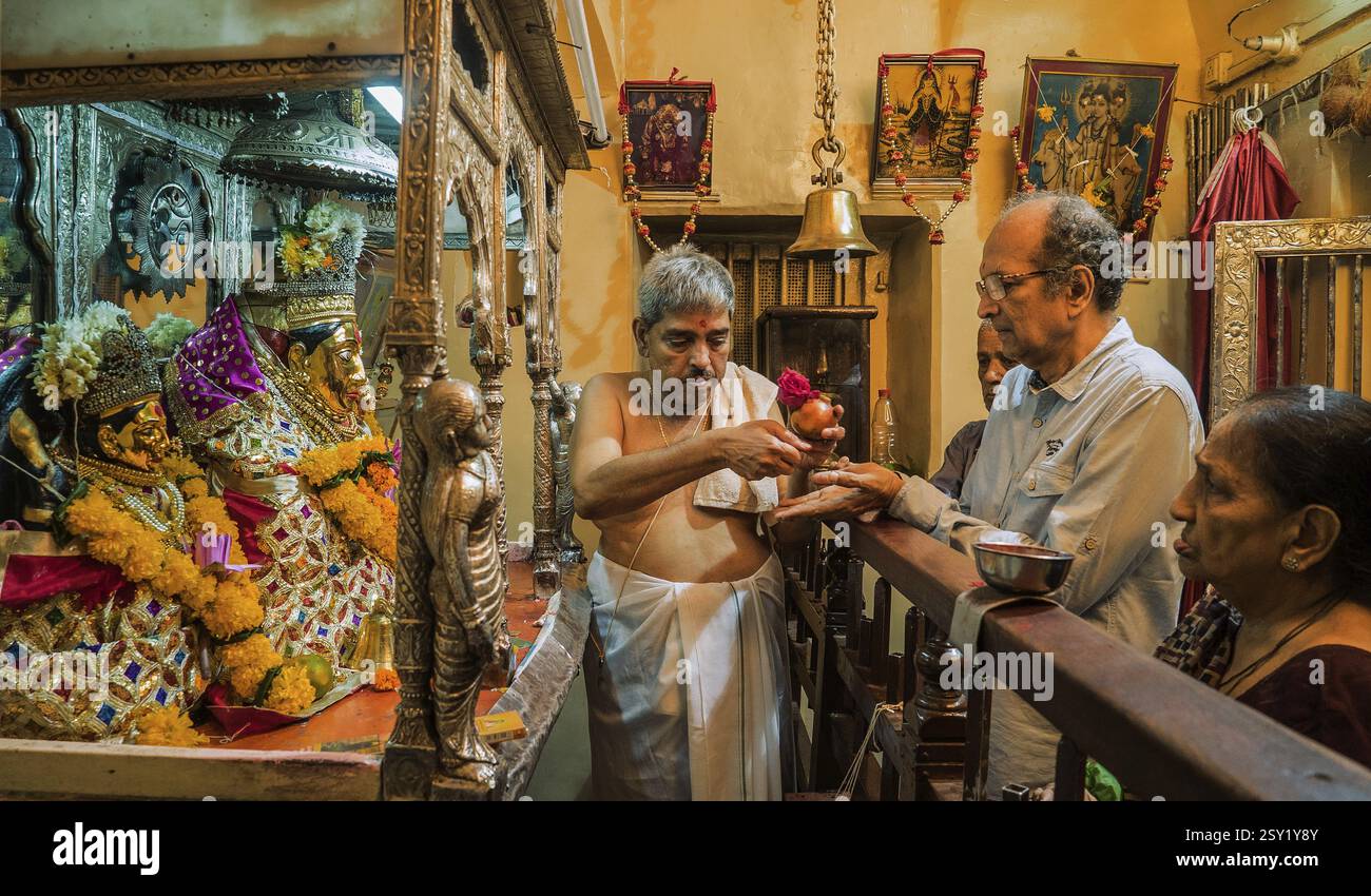 Devotee in kalbadevi temple, mumbai, maharashtra, india, asia Stock ...
