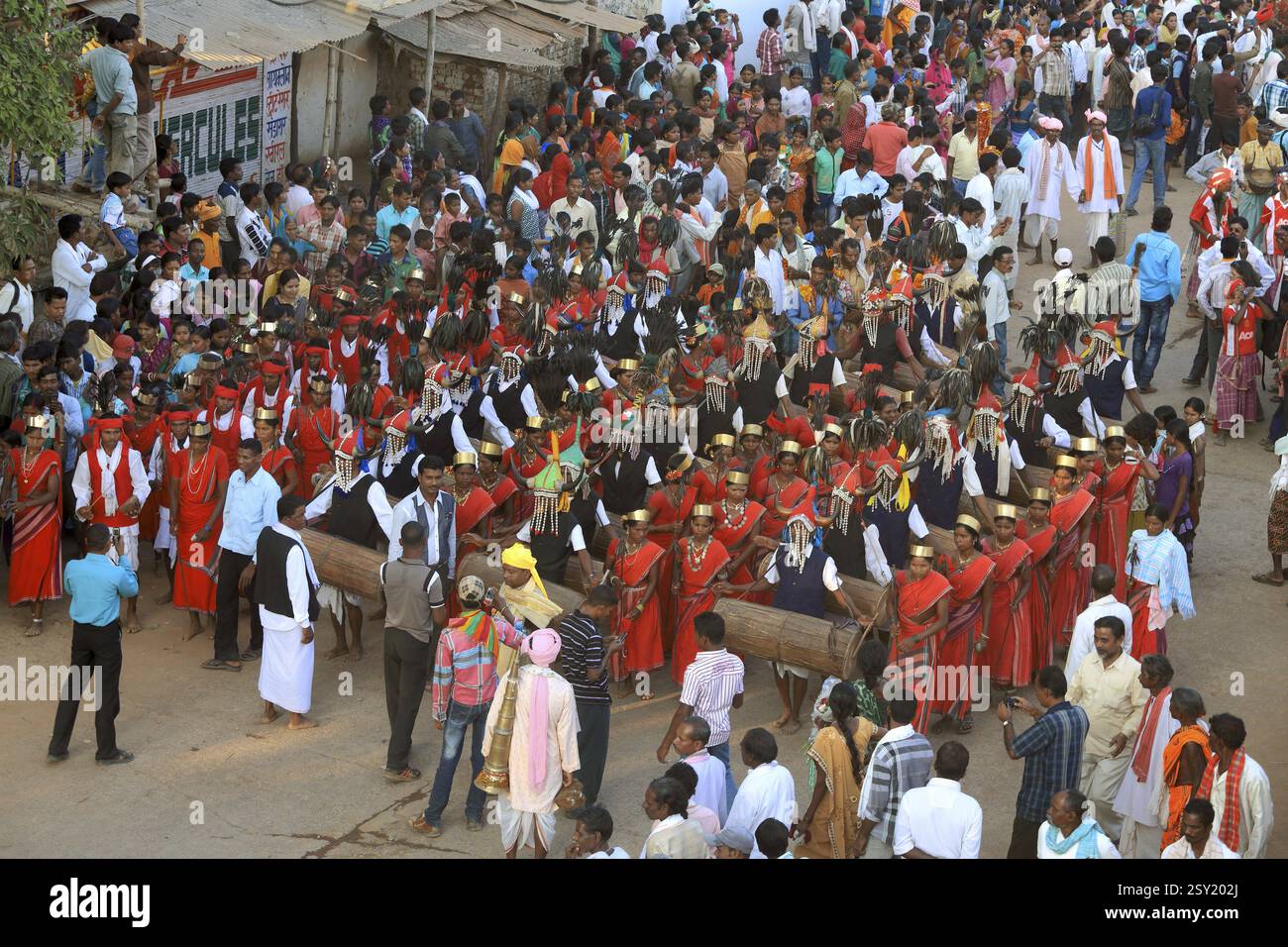 King royal outfit leading dussehra procession, jagdalpur, chhattisgarh ...