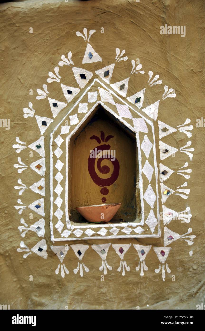 Diya in niche of decorative wall, rajasthan, india, asia Stock Photo ...