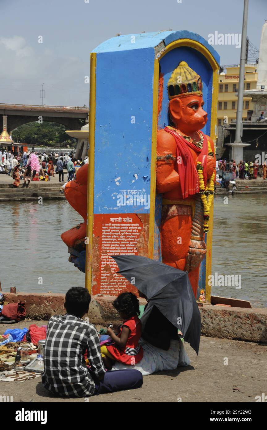 Hanuman status godavari river, nashik, maharashtra, India, Asia Stock ...