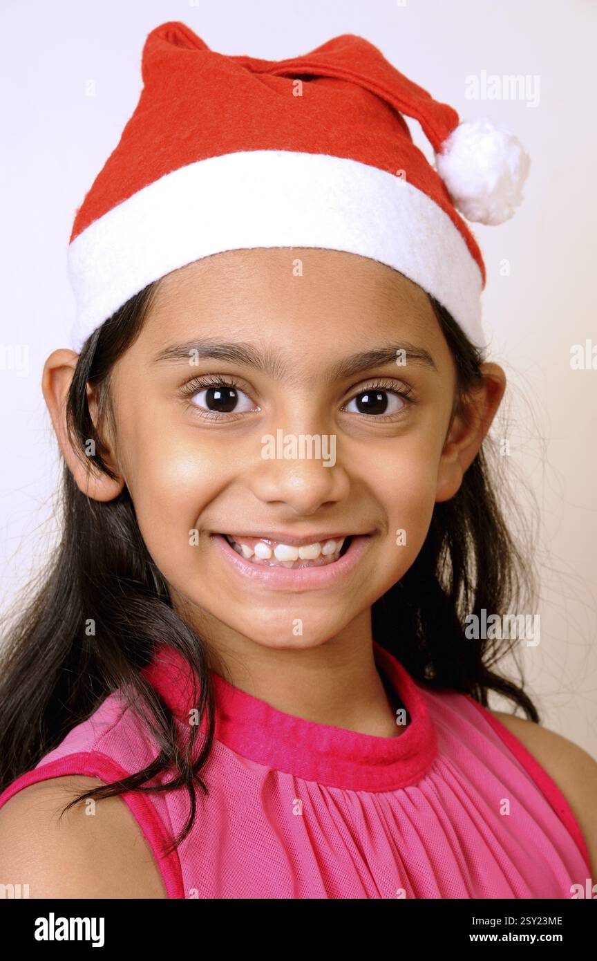 Happy people wearing santa hi-res stock photography and images - Alamy